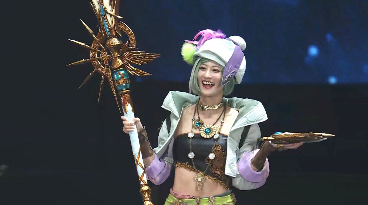 Zu Besuch beim Final Fantasy 14 Fanfest in Tokyo: Zwischen Cosplay ...